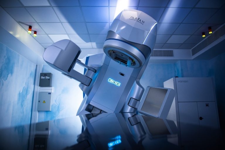 Νέα εποχή στην Ακτινοθεραπεία και τη Στερεοτακτική Ακτινοχειρουργική με ...