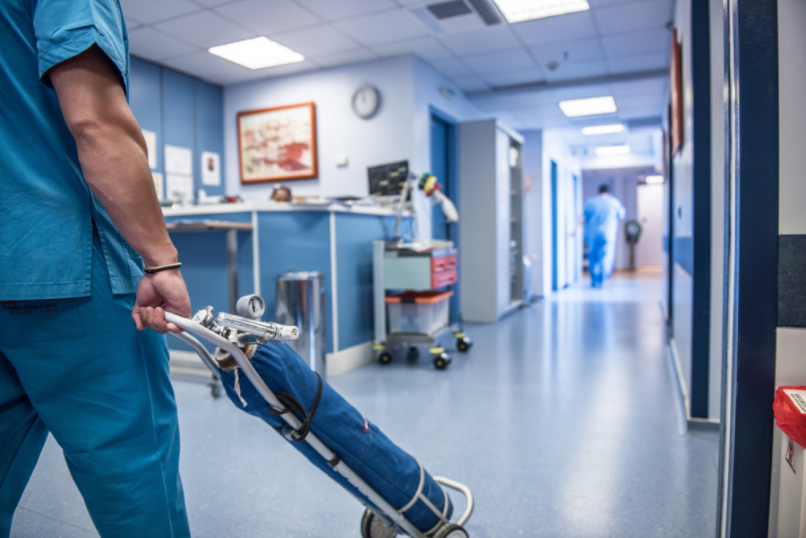 Εμπειρίες μιας ιδιωτικής ΜΕΘ στην εποχή COVID - Mediterraneo Hospital ...